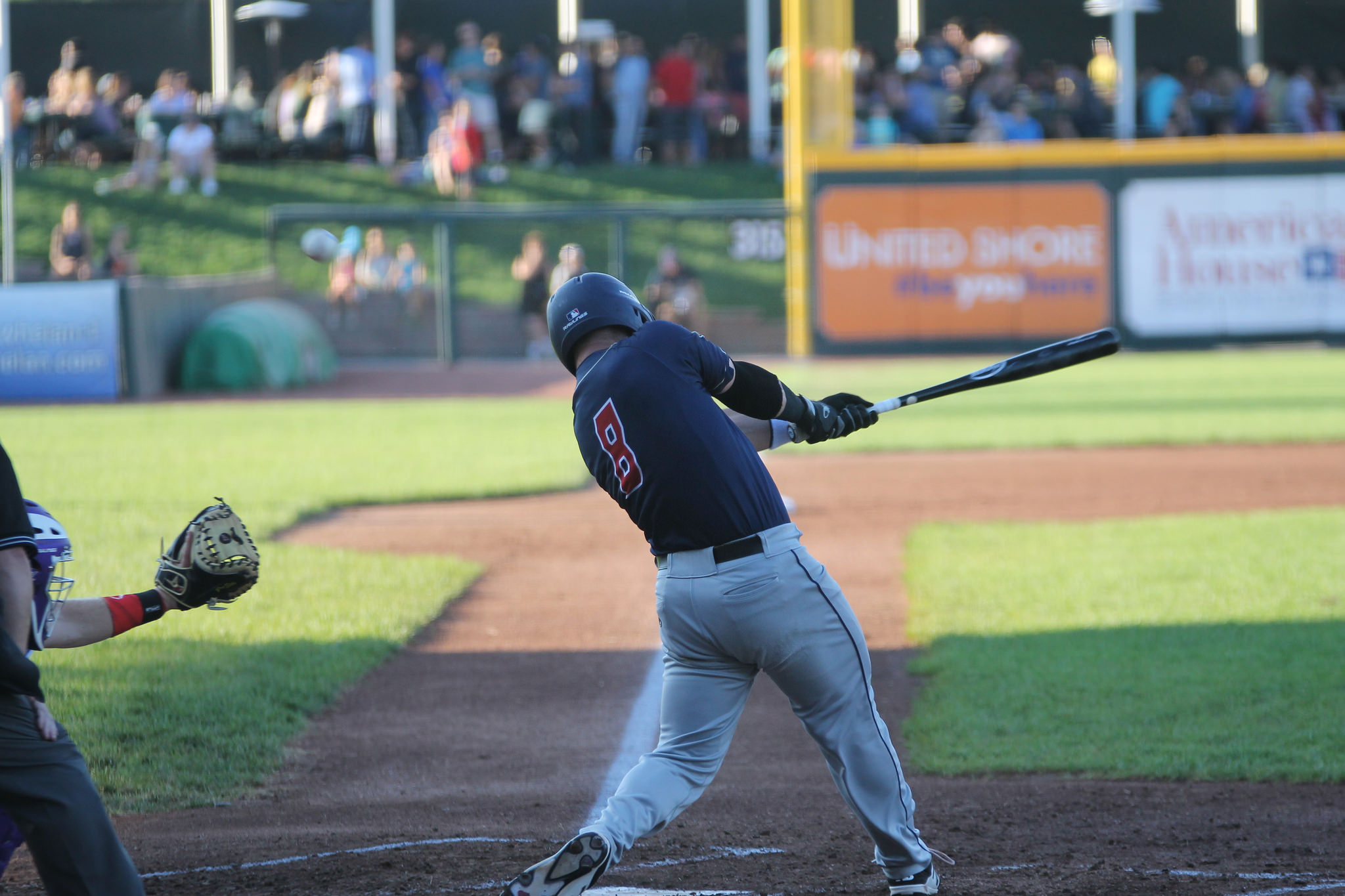 Beavers Bats Come Alive in 11-6 Victory - USPBL