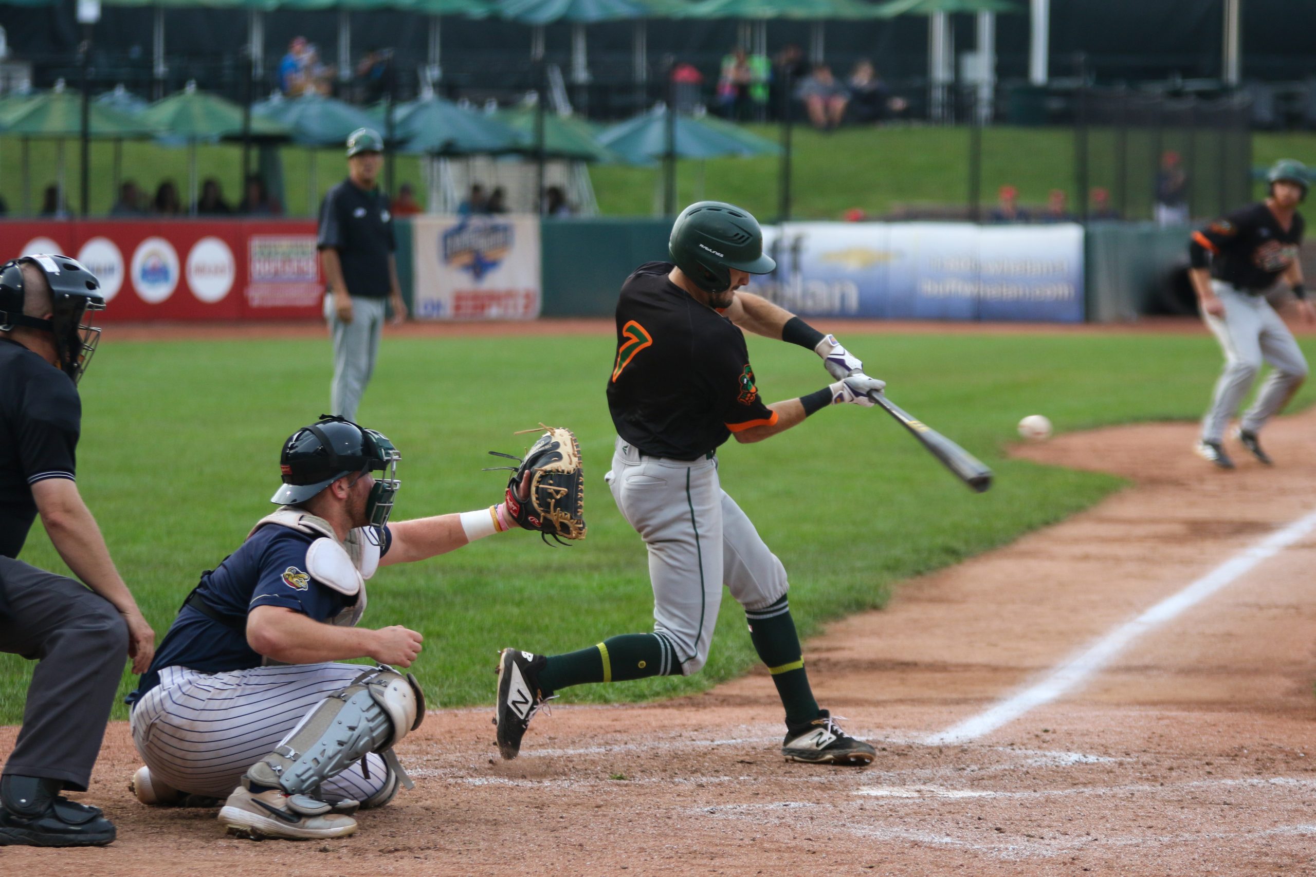 Diamond Hoppers Clip Beavers, 5-2 - USPBL