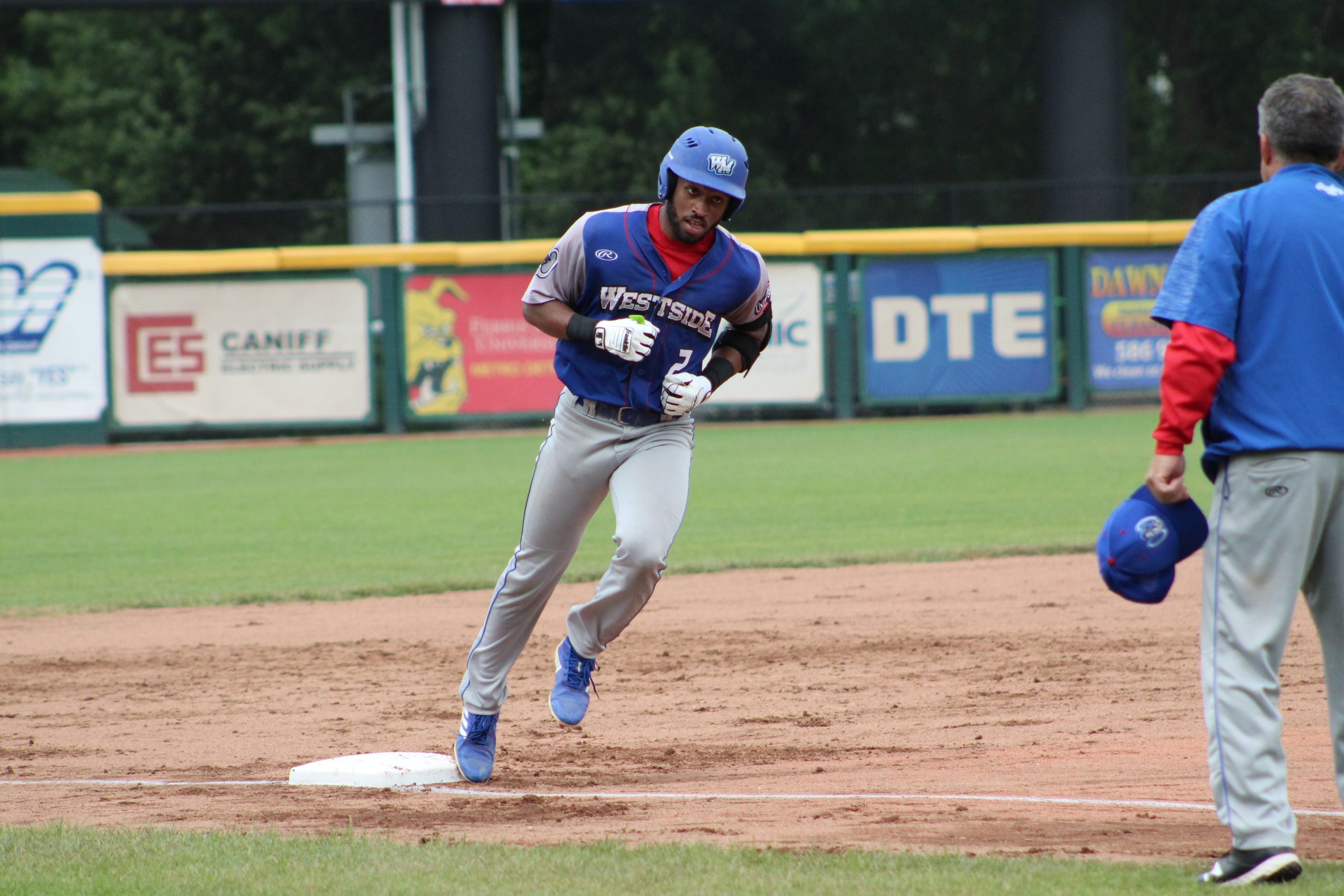 Smith Homers to Lift Mammoths Over Beavers, 3-1 - USPBL powered by ...