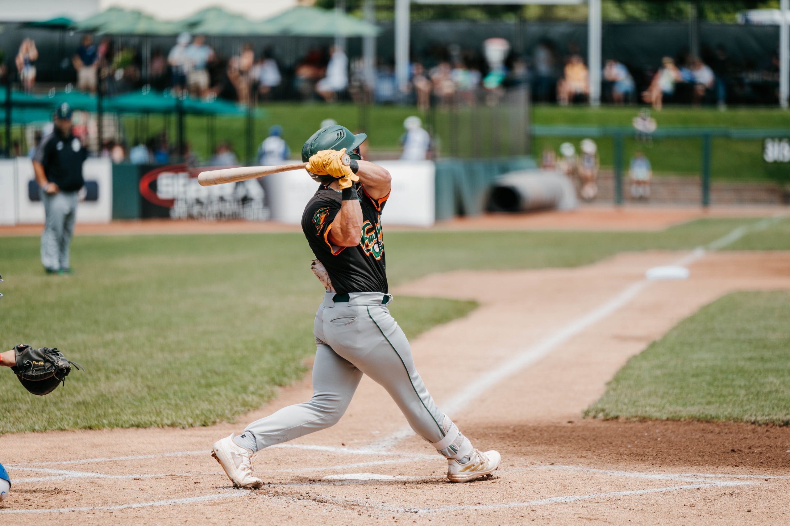 Hoppers Defeat Mammoths, 2-0 - USPBL